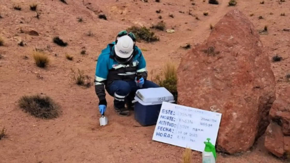 Supervisores OEFA verifican limpieza tras derrame en Moquegua ...