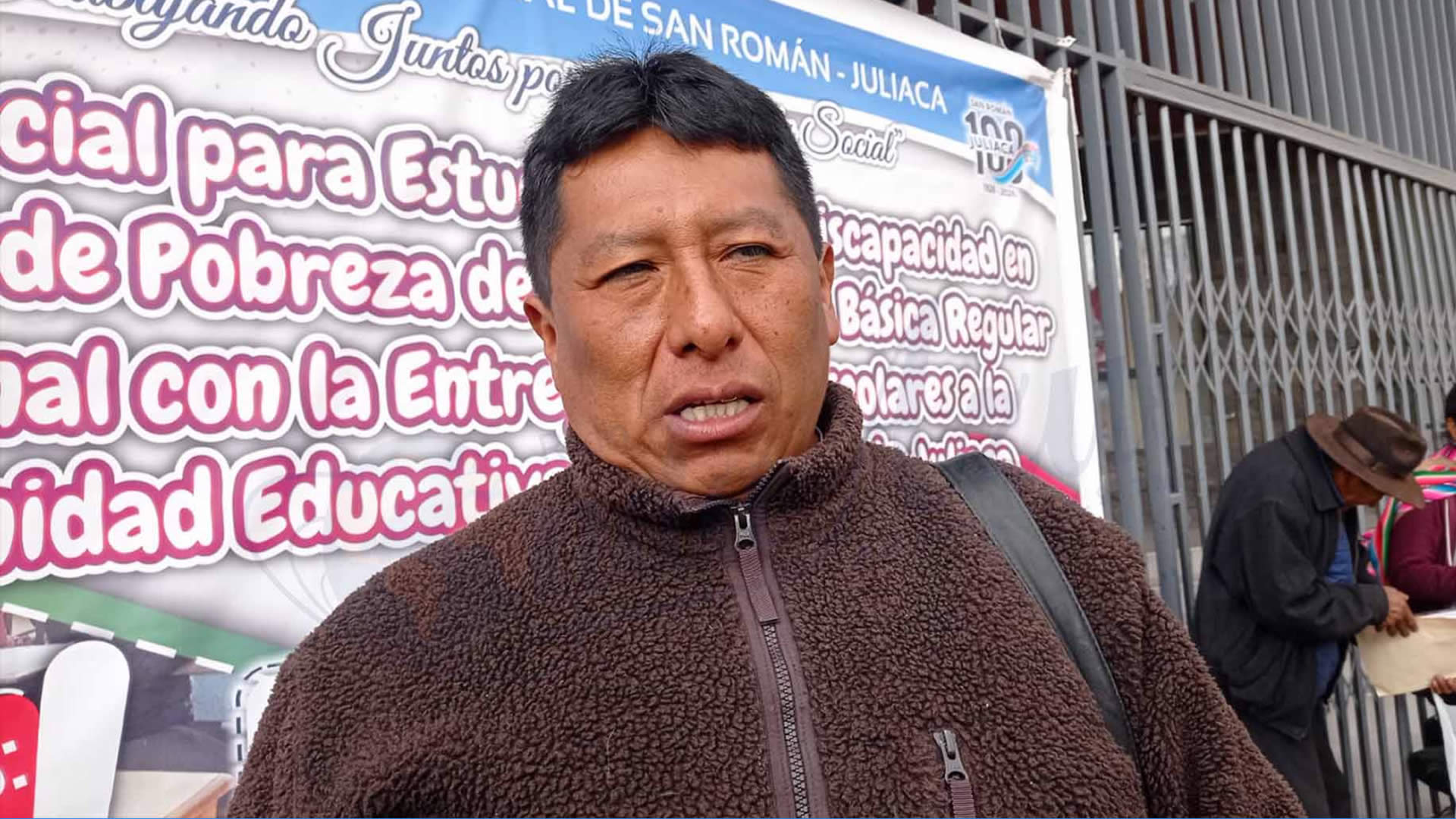 Dirigente exige limpieza y rehabilitación vial de urbanización espinal ...